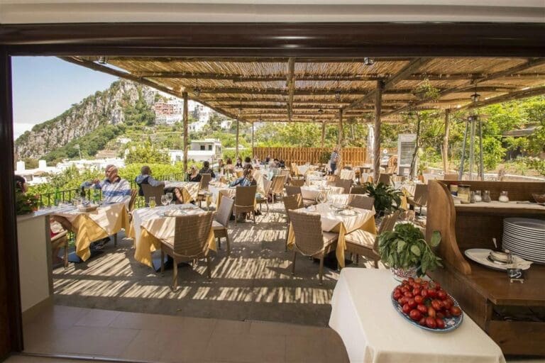 A List Of The best Restaurants in Capri | Renae's World