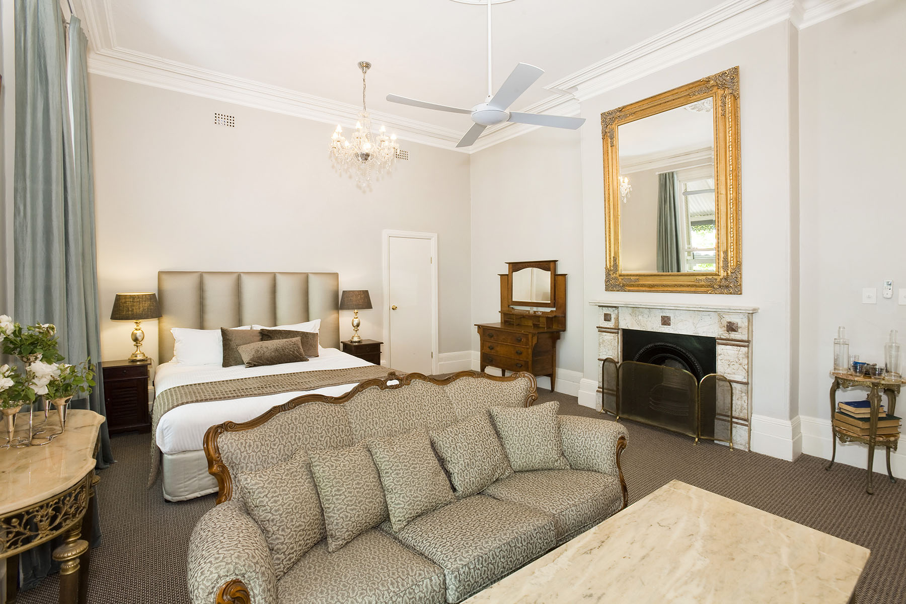 Sydney Hotels: The Hughenden Boutique Hotel