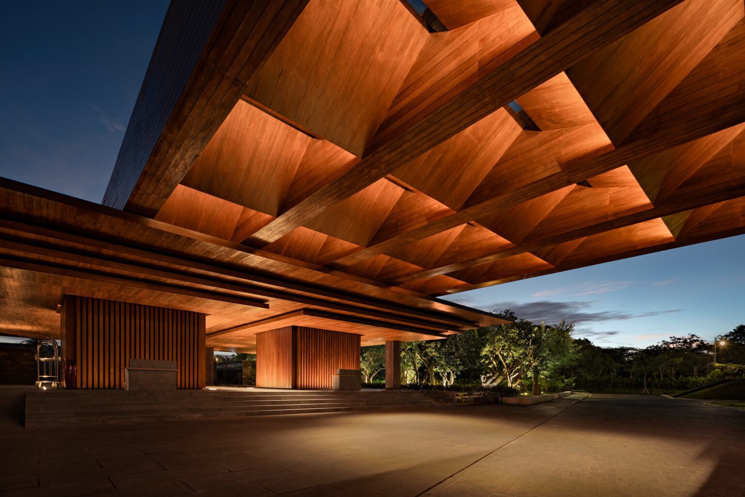 The Meru Sanur, Bali Review. A Luxurious Oasis of Serenity and Elegance ...